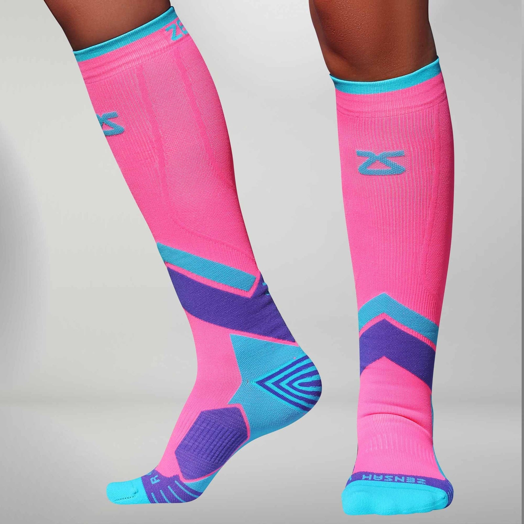POP Tech+ Compression Socks, Graduated Compression | Zensah